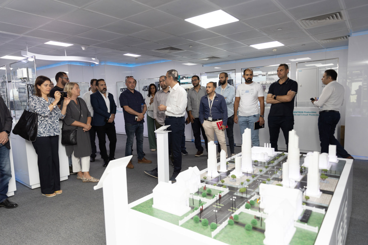 Siemens Industry 4.0 Innovation Center and the Smart City Experience ...